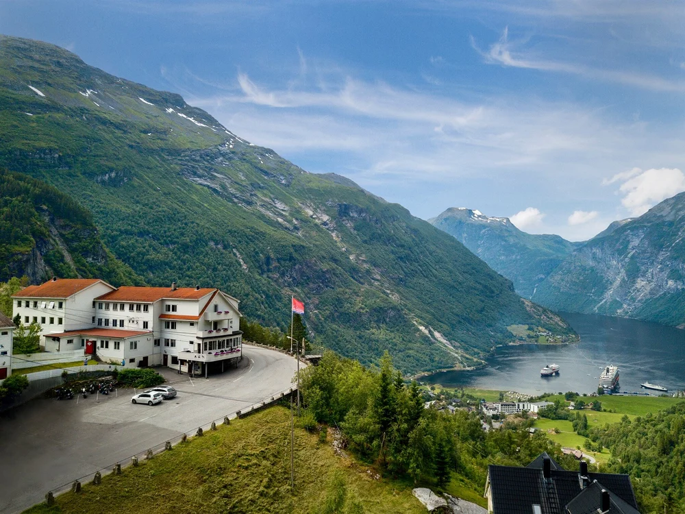 Overnatting i Geiranger | FjordGuiding AS — Skageflå - Geiranger