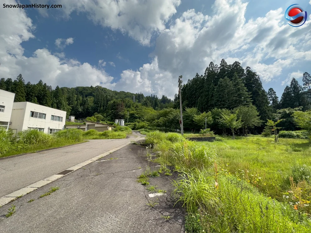 Midori-no-mura Gozenso Ski Area (Hakusan, Ishikawa) 緑の村御前荘スキー場（石川県白山市）