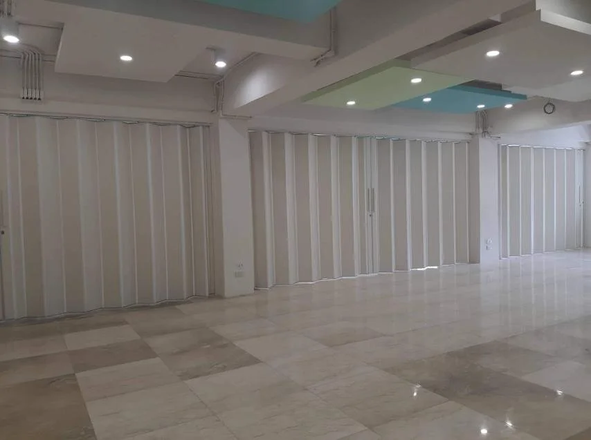 Folding Doors — Varifold Architectural Products, Inc.