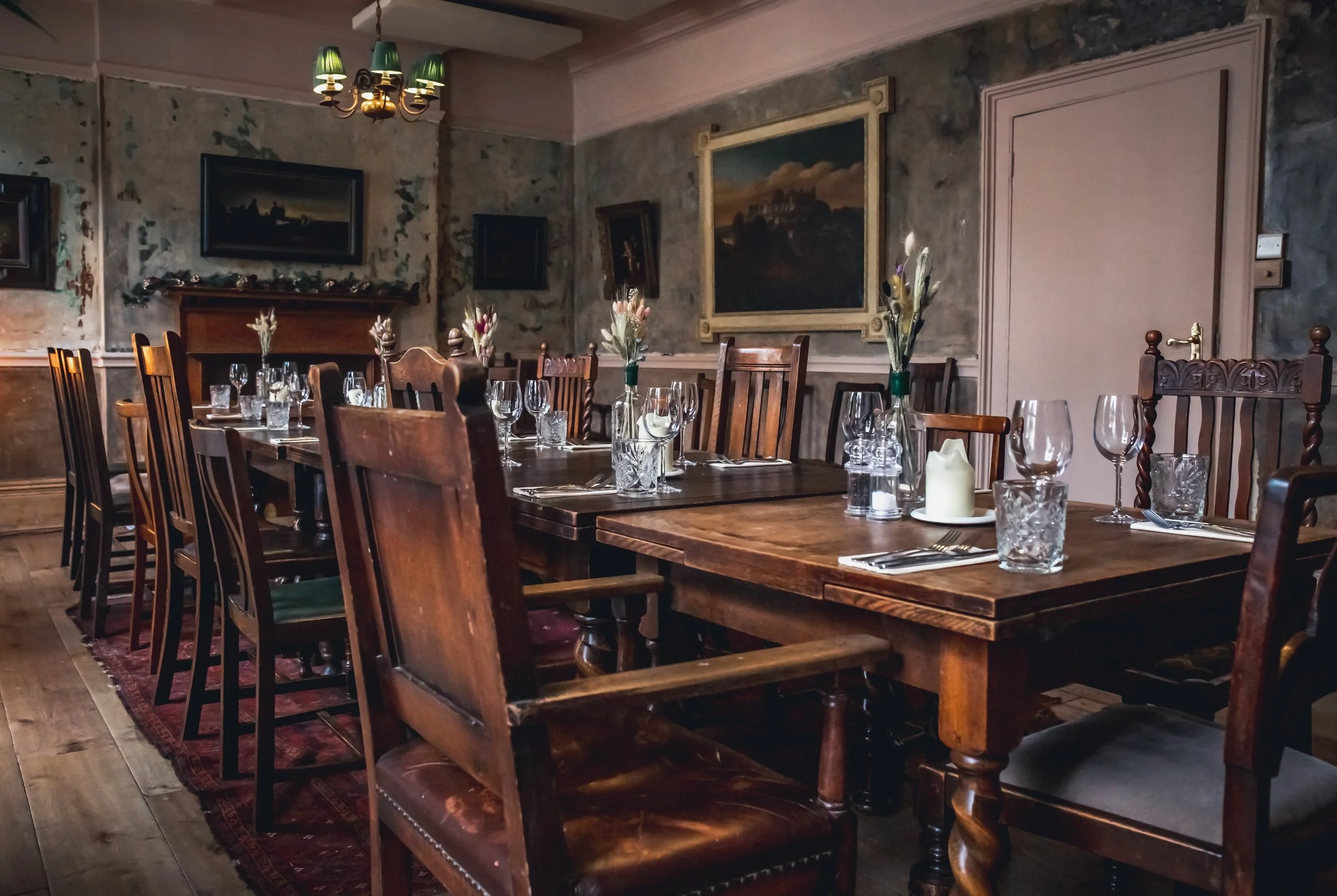 The Wilton Arms: Best Pub near Hyde Park for Food & Drinks