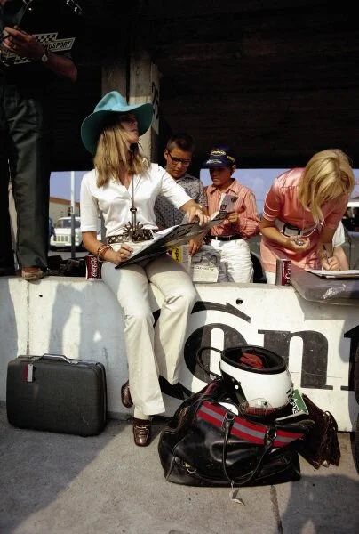 Grid Dandies - 1970s Formula 1 Box Stop Fashion — Synaesthetic Magazine