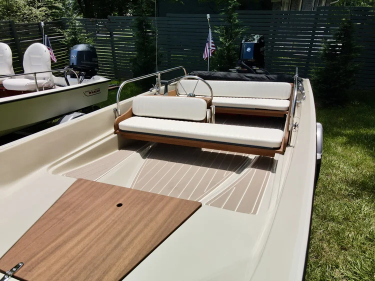 "Wyannie"- 1978 Boston Whaler 15' Super Sport — FassēCo