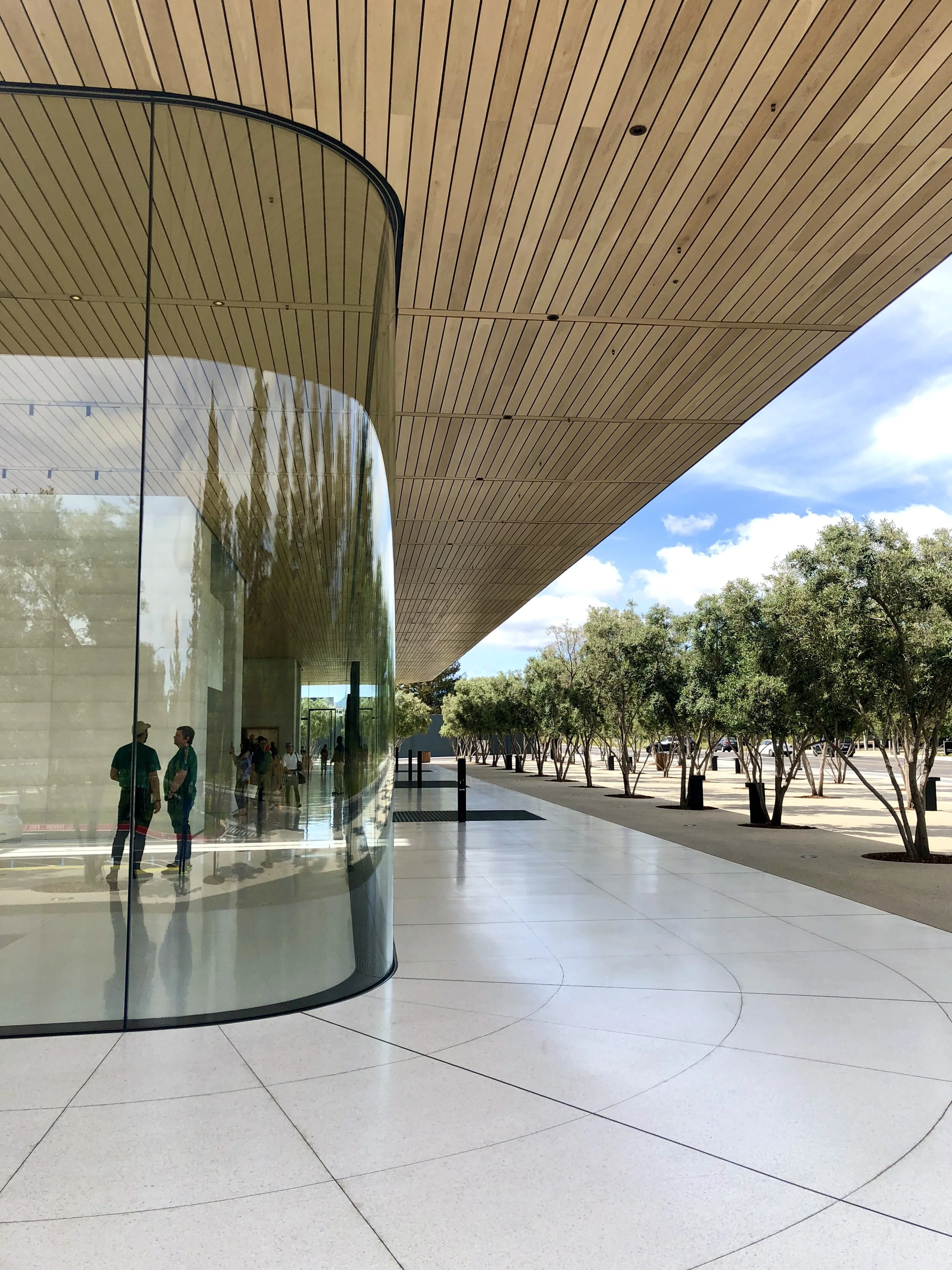 Apple Park Visitor Center — Dené Schunck