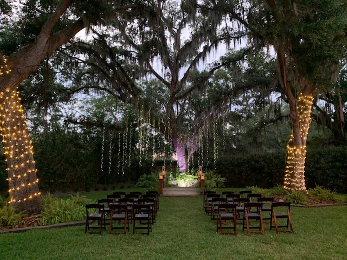 Weddings Ceremonies With Night Lights 35+ Wedding Light Ideas