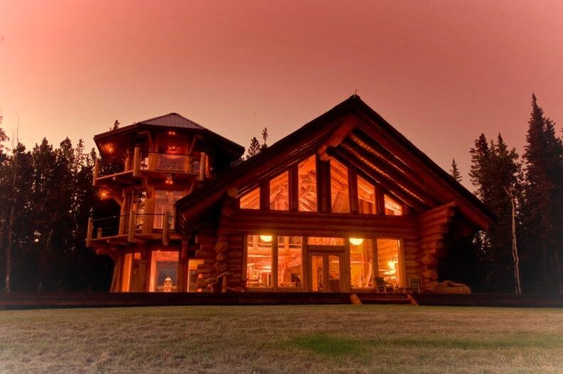 Log Mansions Tower 42 Stunning Log Homes & Mansions (Photos)