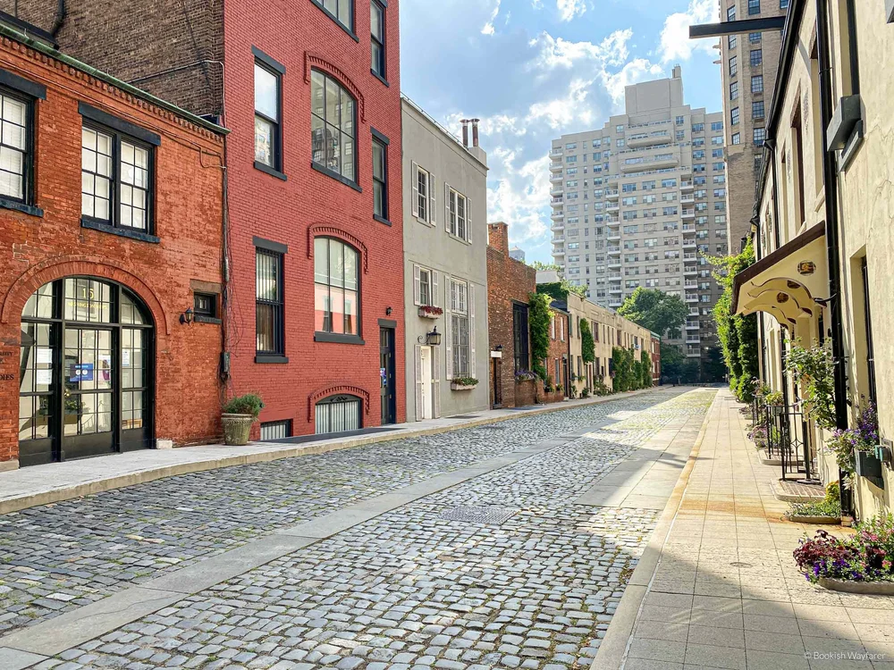 21 Incredible Things to See and Do in New York City — Bookish Wayfarer