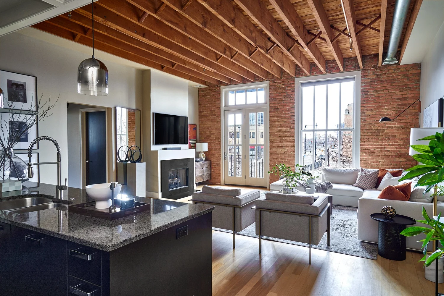 South Loop Timber Loft — Brooke Lang Design | Chicago Interior Designer