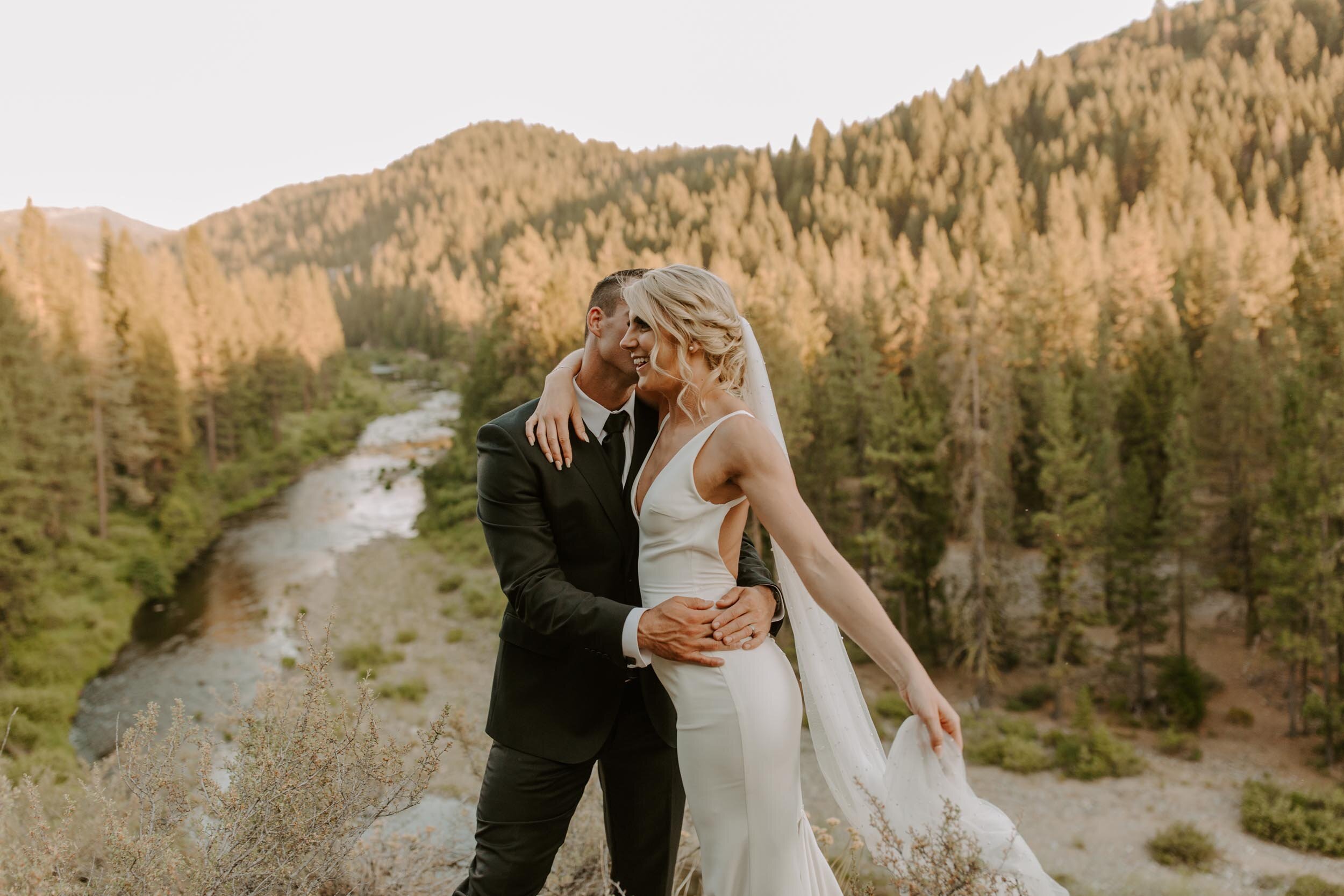 Nicole & Timothy | Twenty Mile House Wedding