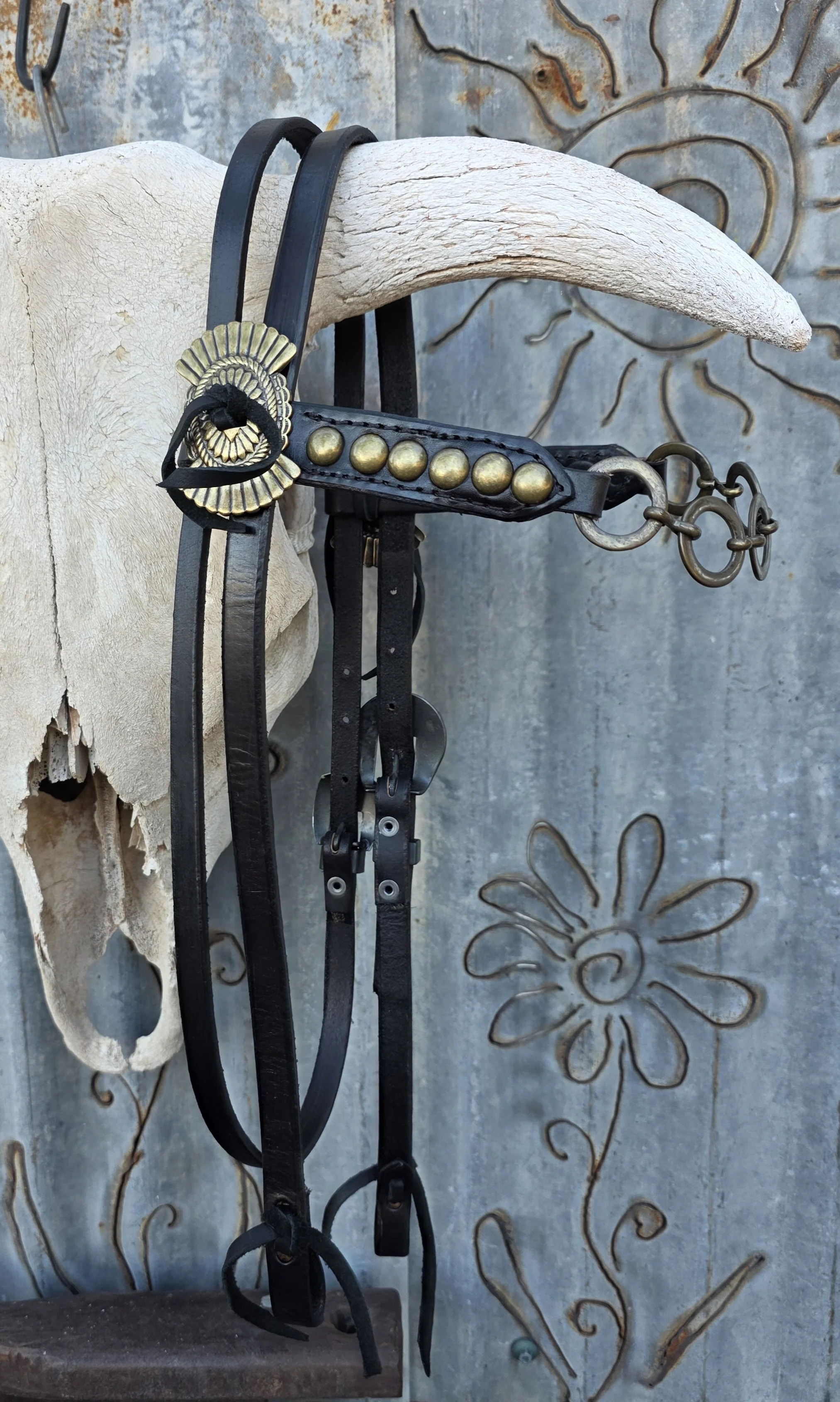 Headstalls | Shop Durable Custom Headstalls — Circle M Custom Hides