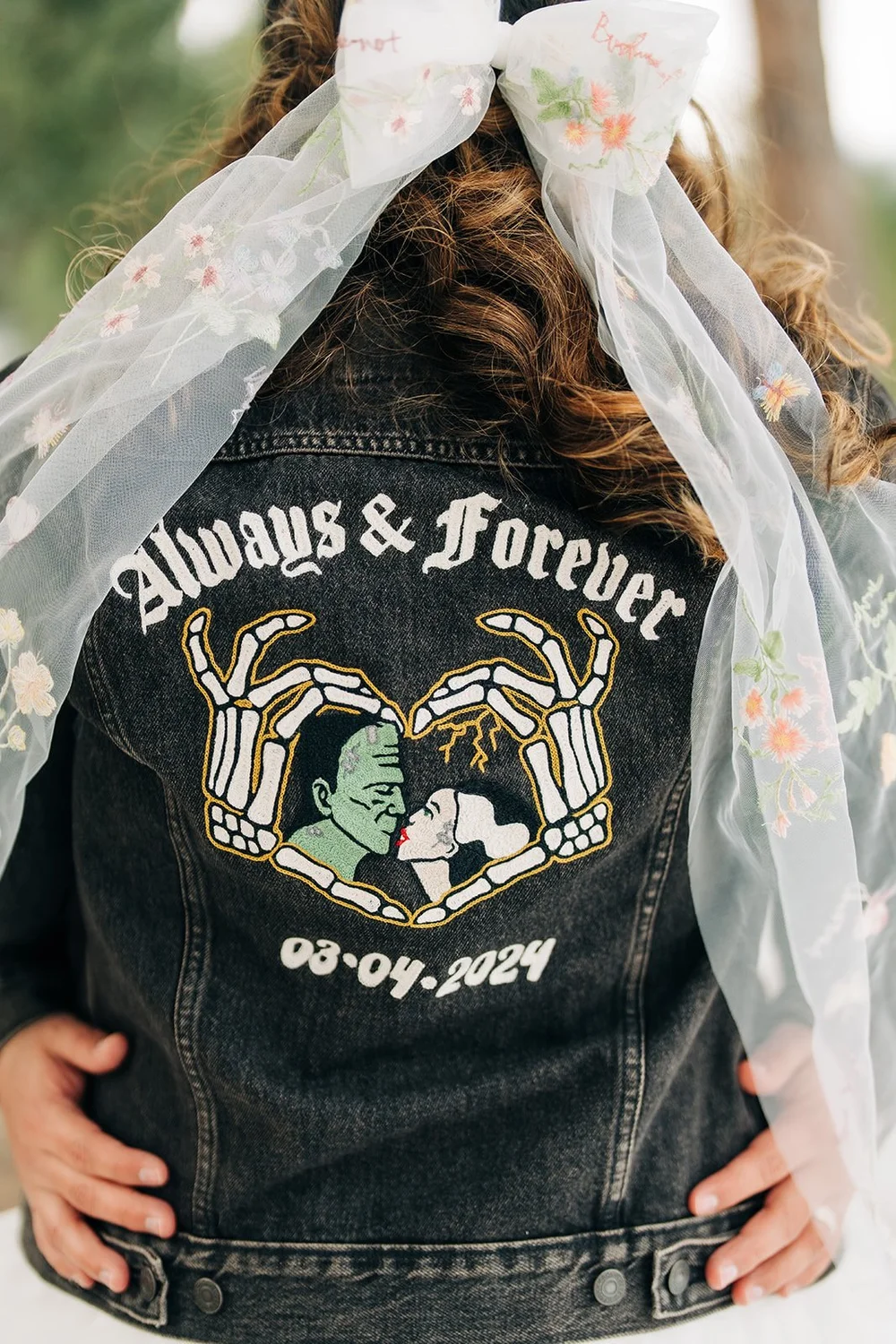 Moon Devil Threads