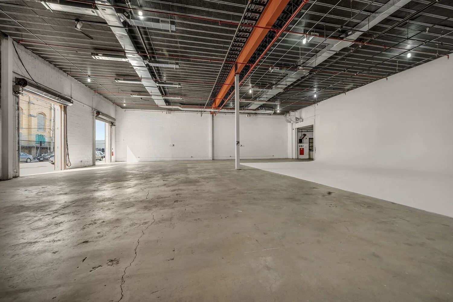 HOOK MAIN STUDIO — HOOK STUDIO Photo Studio Rentals Brooklyn New York