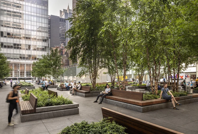 Grace Plaza — MdeAS Architects