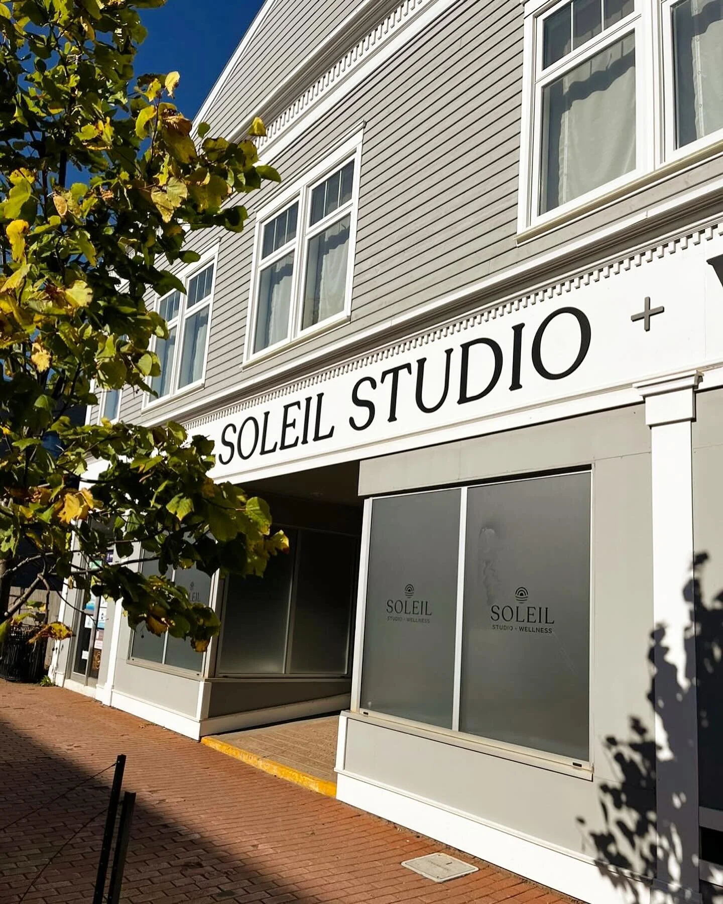 Ashley Green Design - Logo Designer - Prince Edward Island