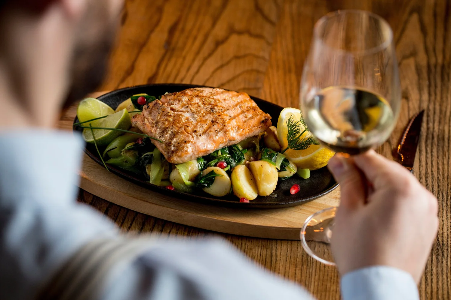 The Ultimate Guide to Pairing Wine with Seafood and Fish — Kvaroy Arctic