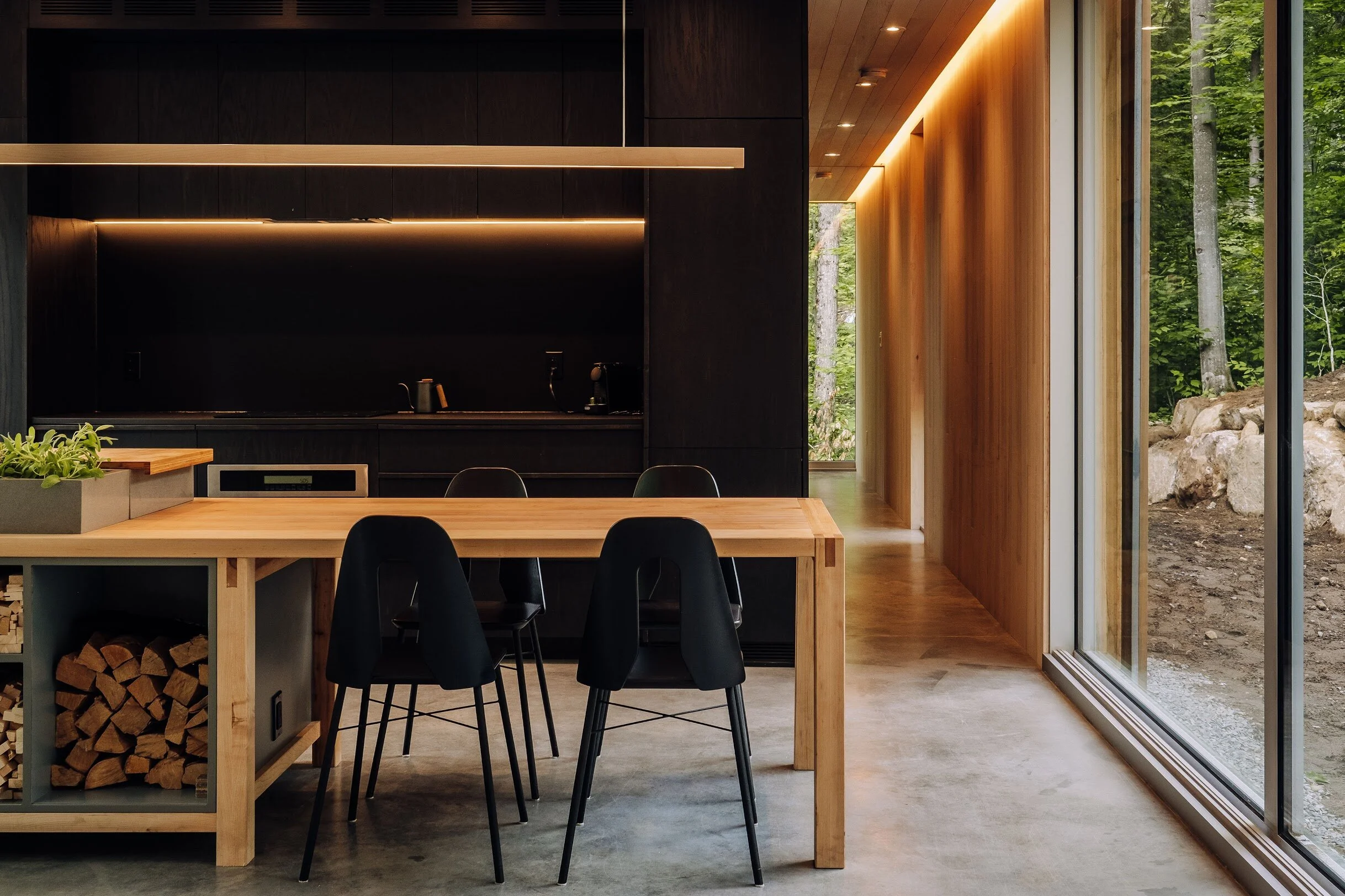 hinterhouse — hinter