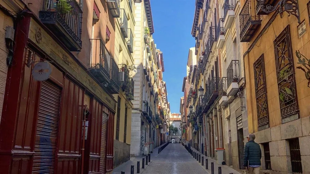 The local's Madrid Travel Guide — Spain Less Traveled