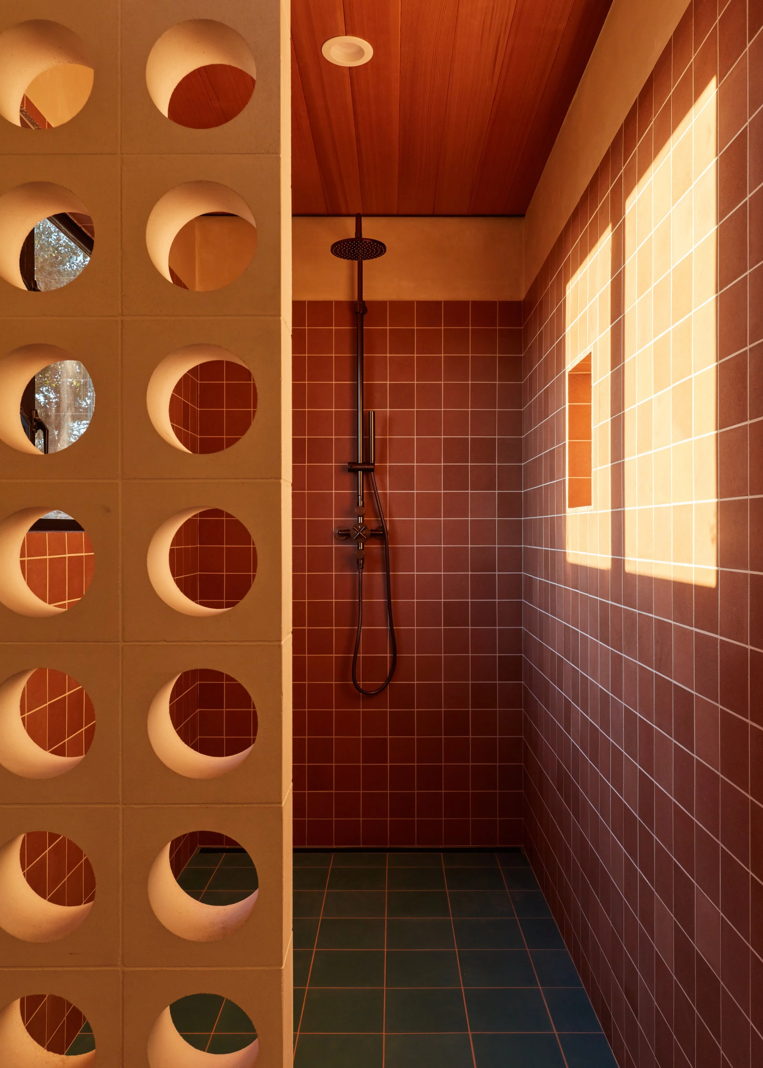 Complete — Joinery Structures