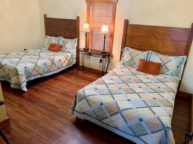 Nightly Rates — Dooley Lodges and Resort