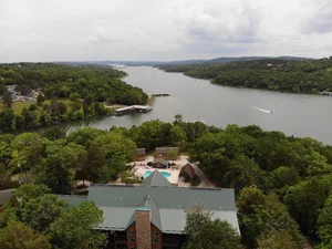 Dooley Lodges and Resort