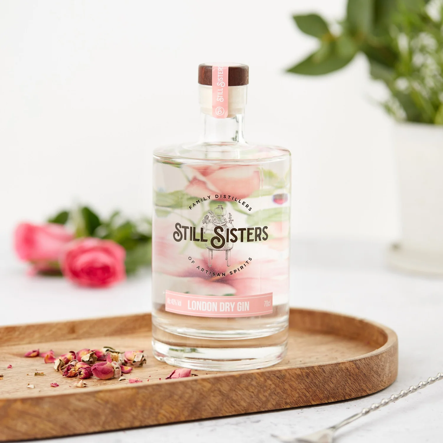 Still Sisters Gin