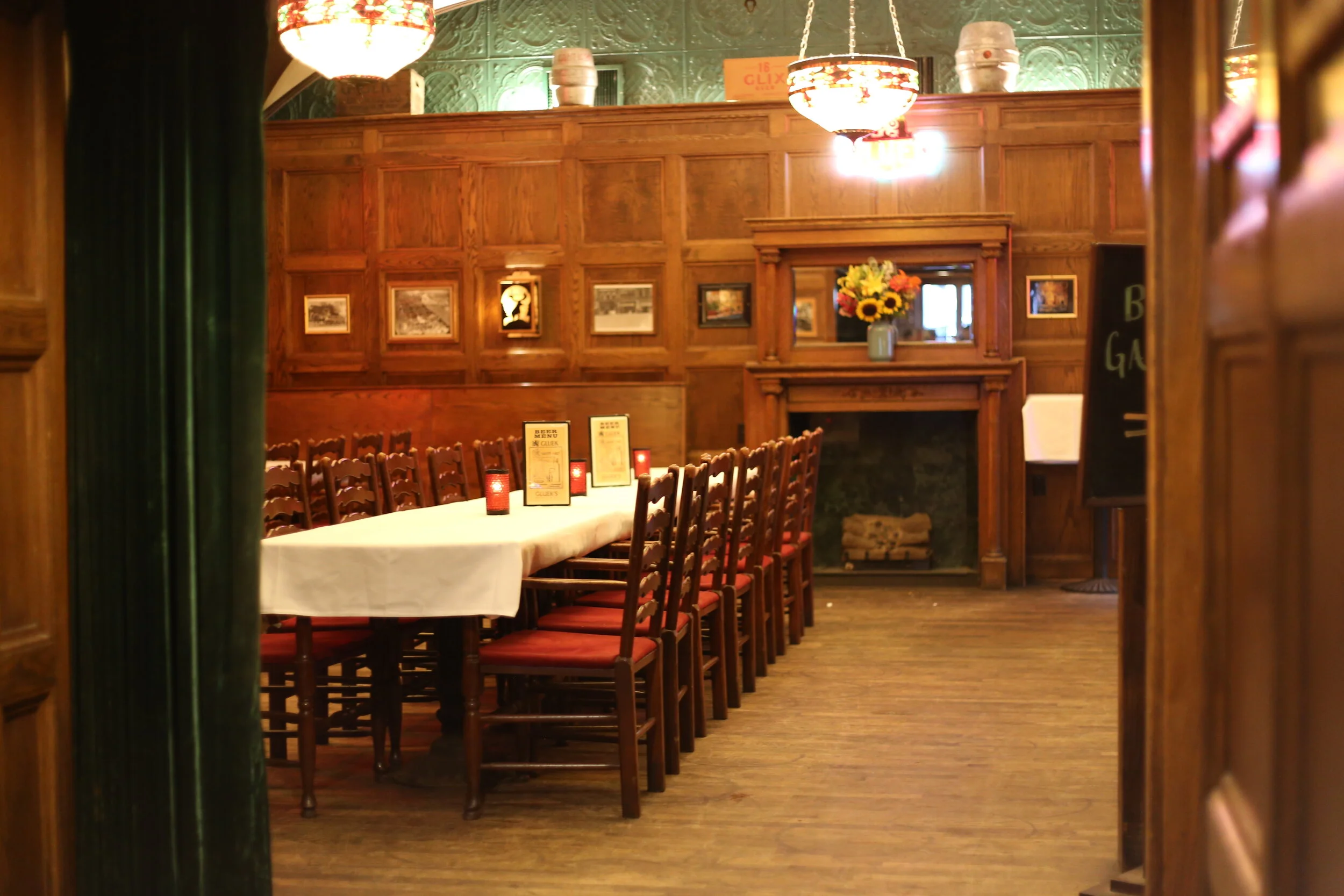 Gallery 3 — Gluek's Bar and Restaurant