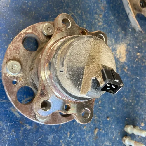 How to tell which ABS sensor is BAD? (5 Things to look for)