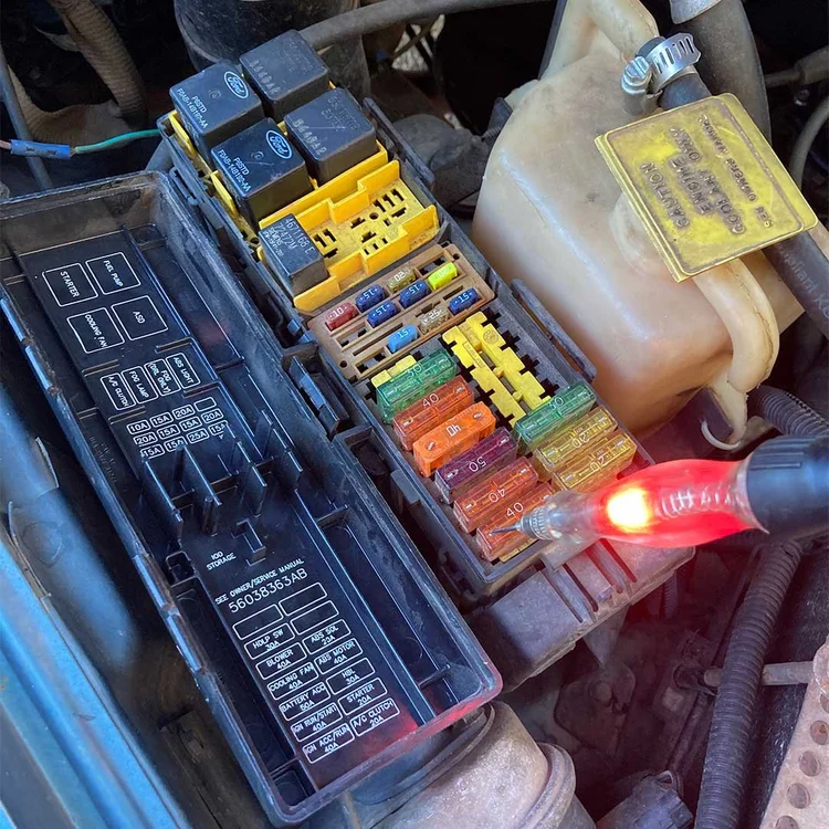 How to use a Test Light (and how to find the one Right for you)