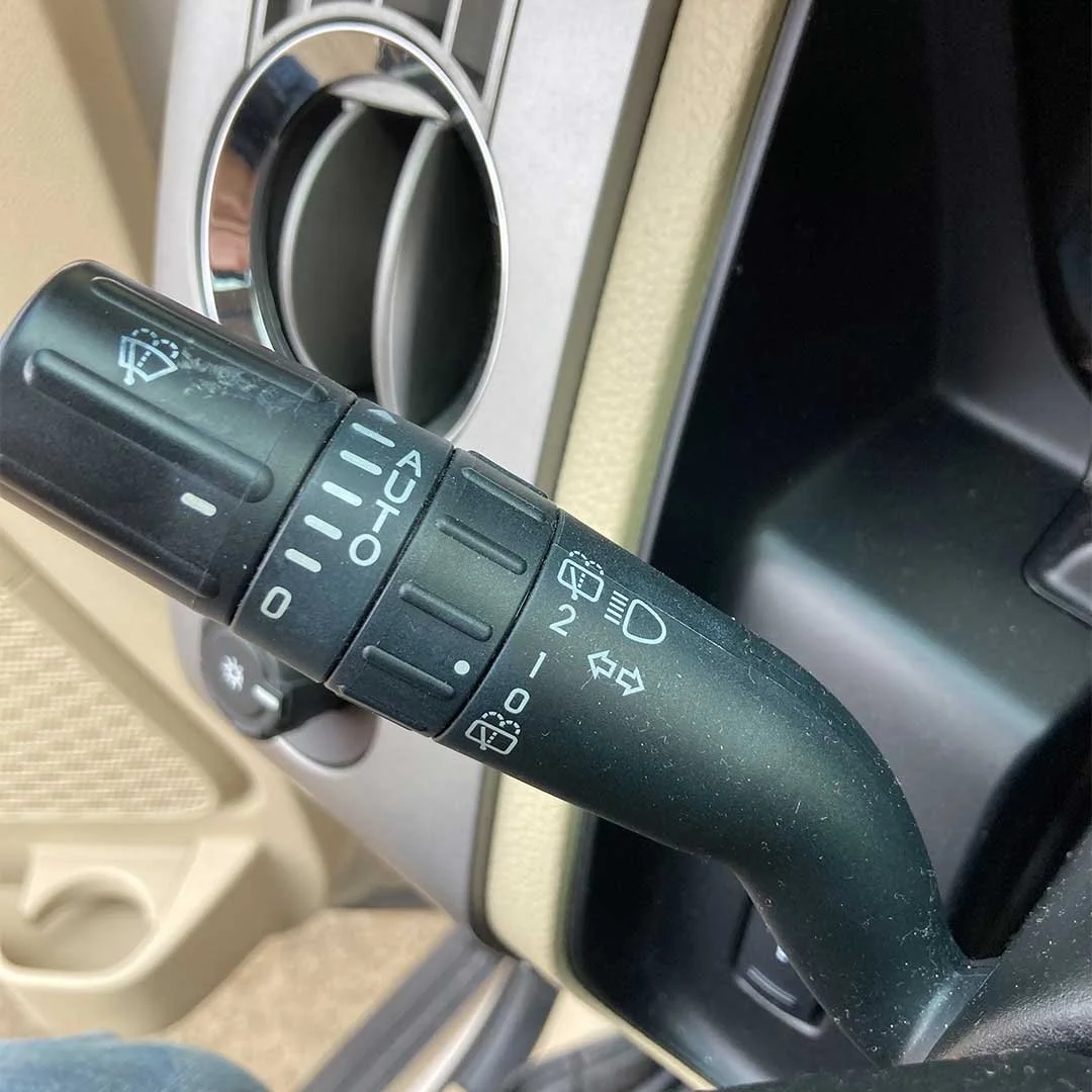 (Fix) Rain Sensing Wipers Not Working After Windshield Replacement