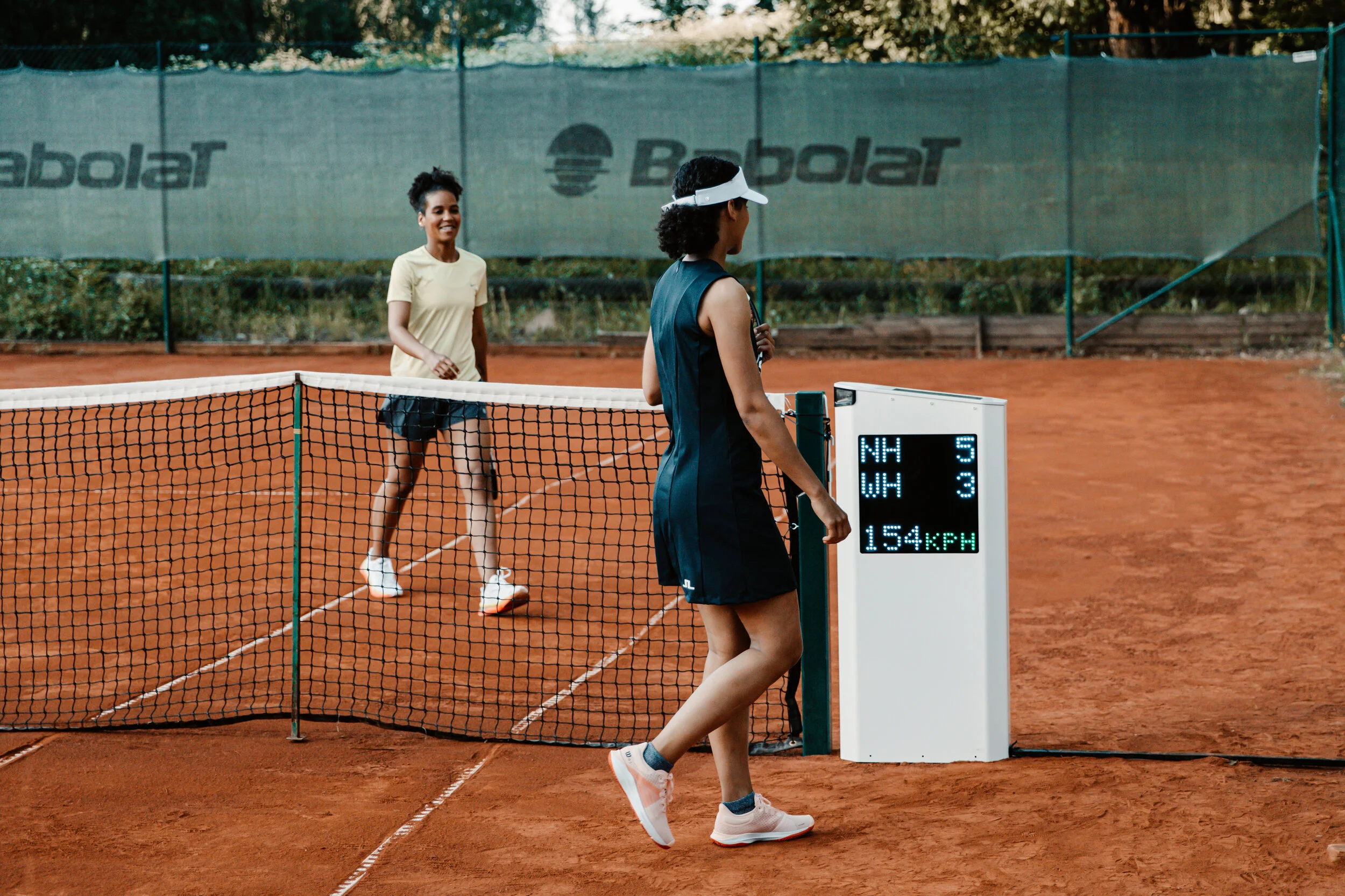 Zenniz - Experience Smart Tennis