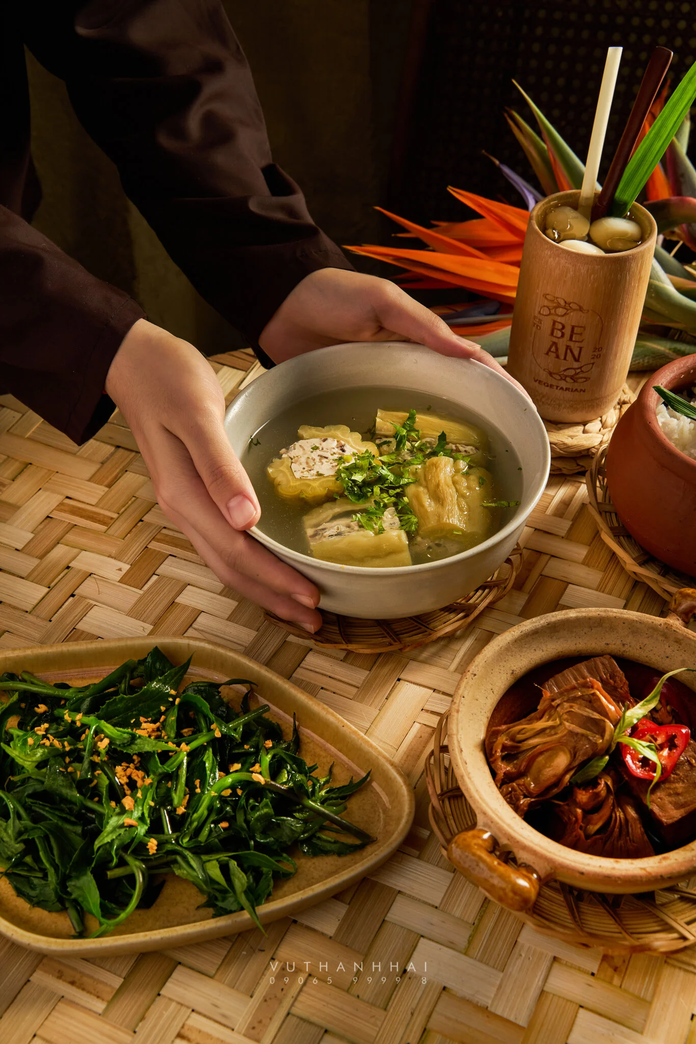 Chụp ảnh menu nhà hàng chay Be An — haivu.studio