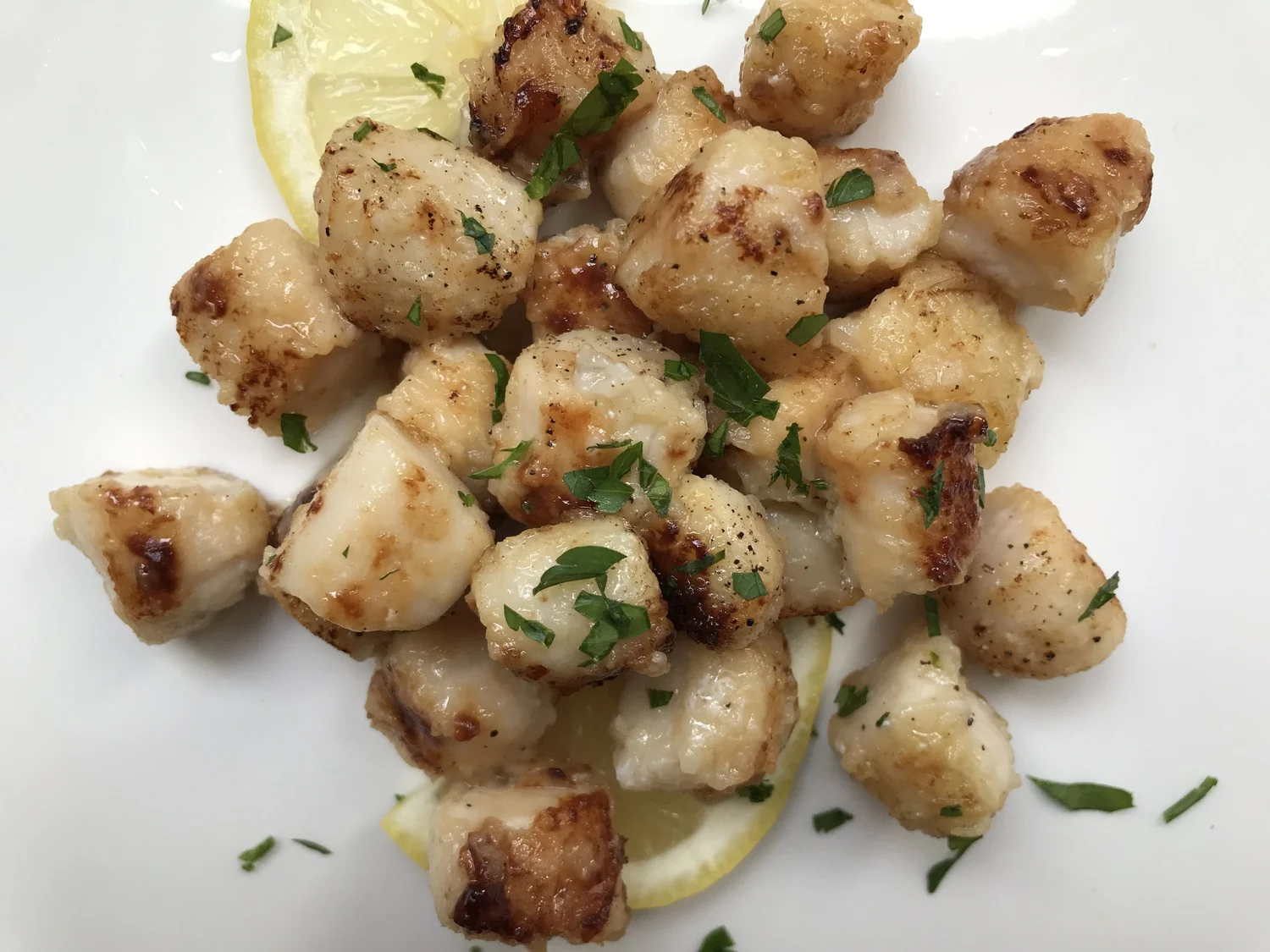 Best Simply Seared Bay Scallops — Fieldhouse Kitchen