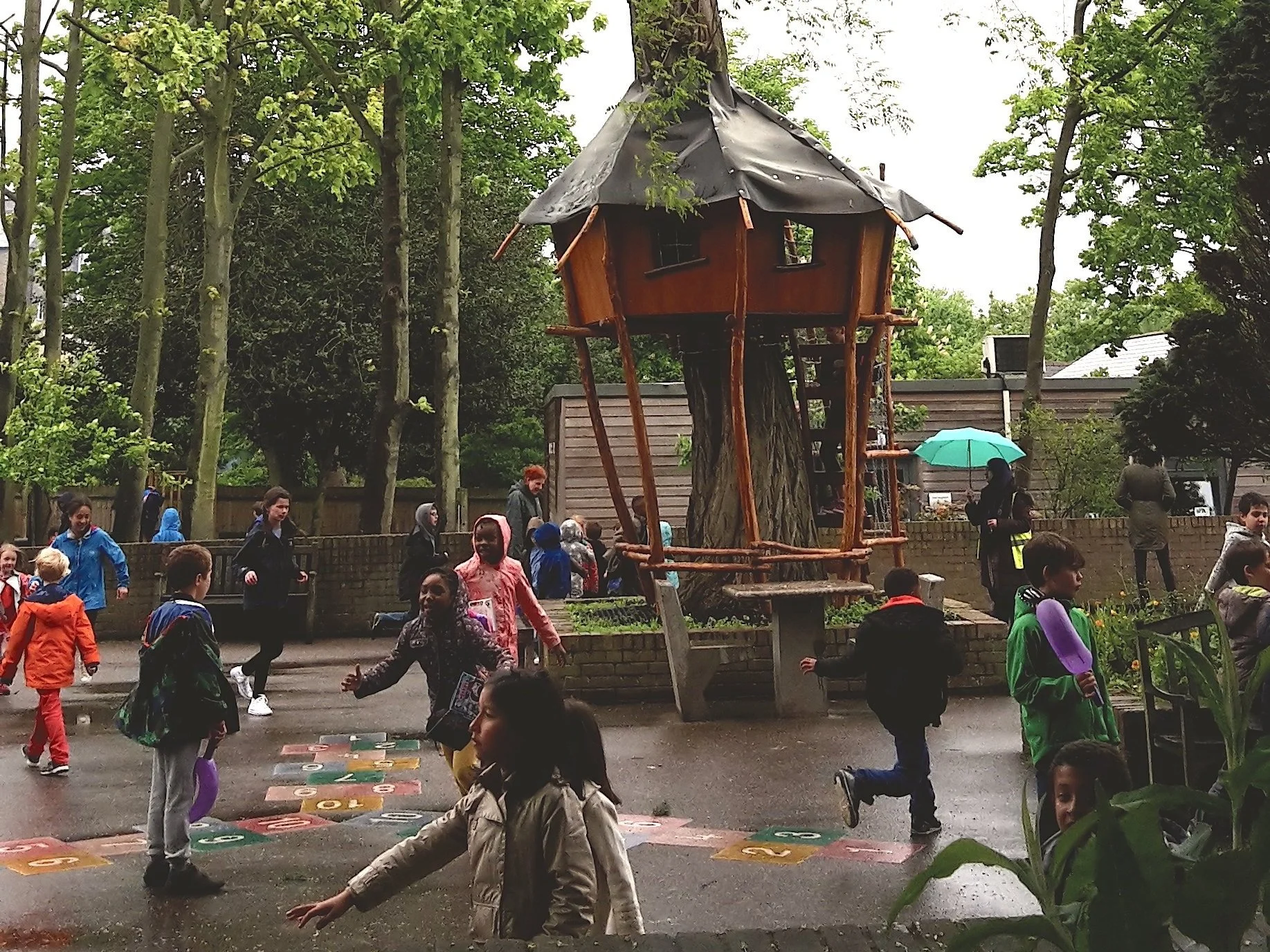 Corporate Volunteering in London — LONDON PLAY DESIGN