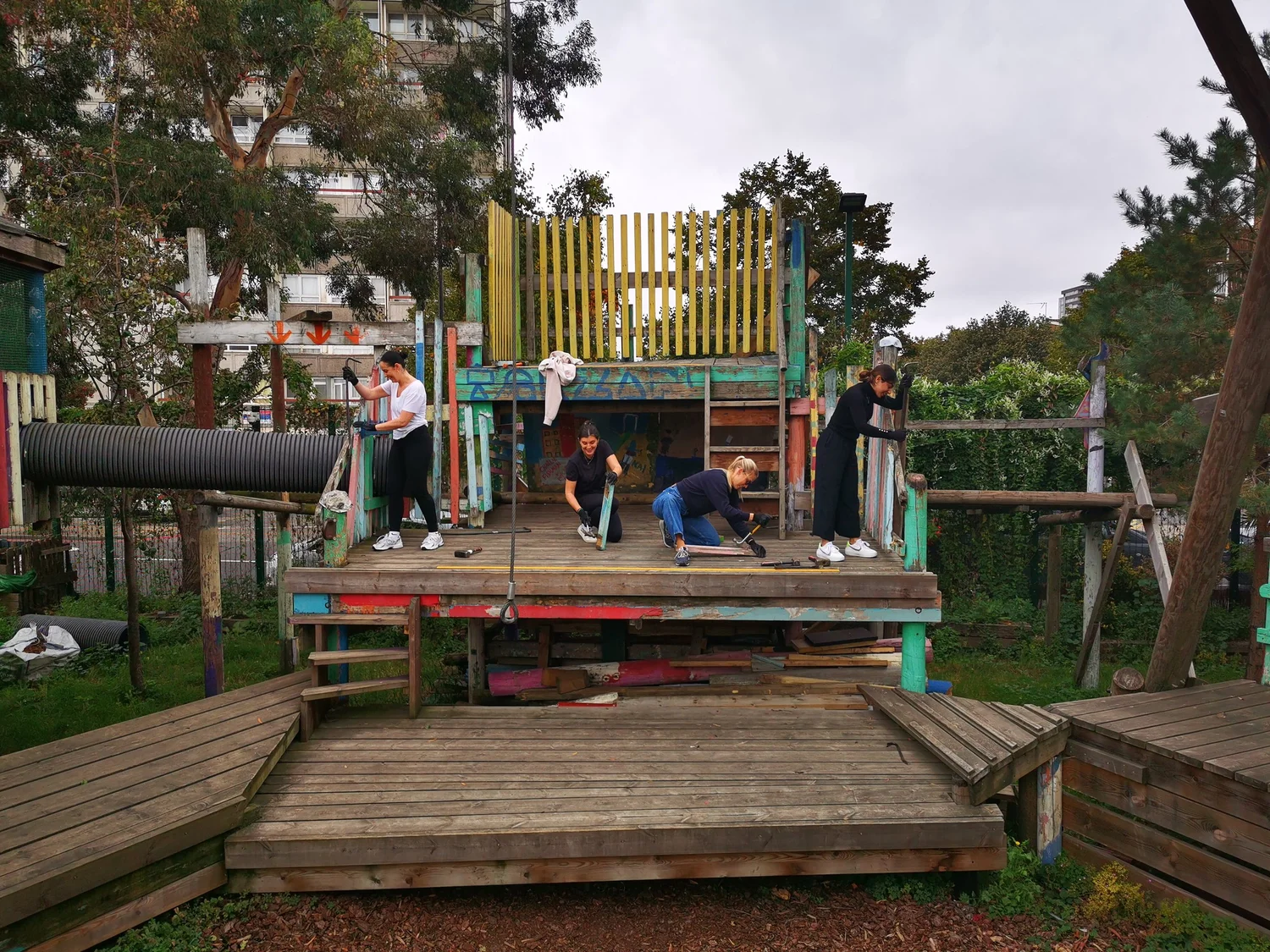 LONDON PLAY DESIGN
