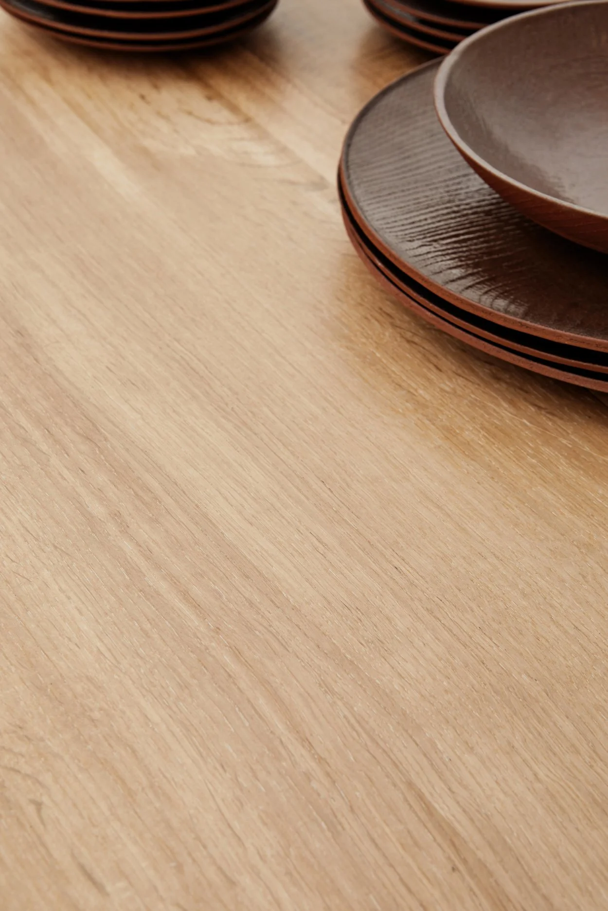 Tithe dining table | Sebastian Cox