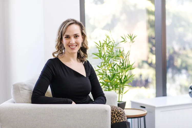 EMDR Trainer & Consultant : Caroline Burrows - EMDR Training and EMDR ...