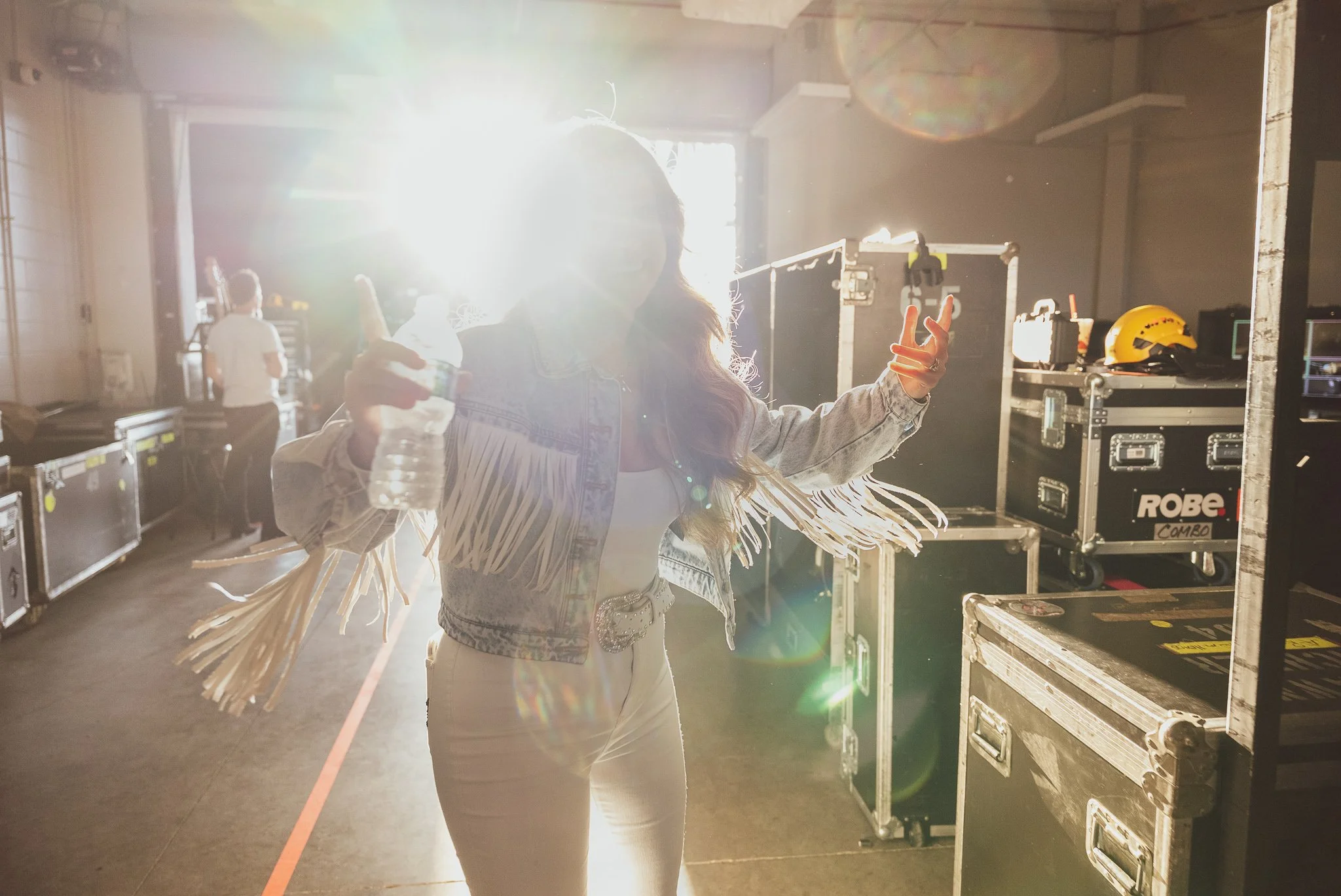 Alexandra Kay Calls on All “California Girls” as She Announces Shows in ...