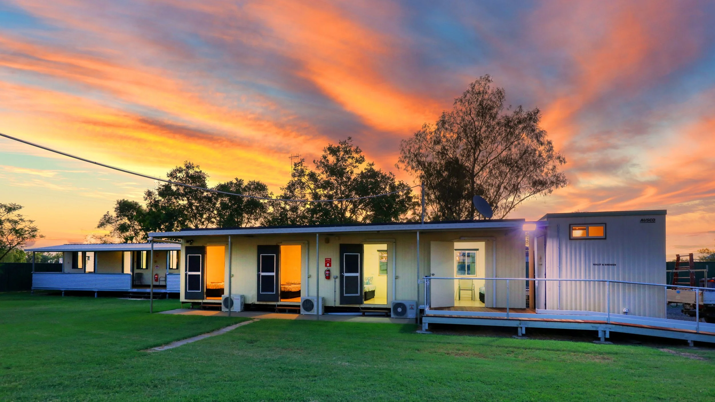 Stay — Toobeah Hotel Motel