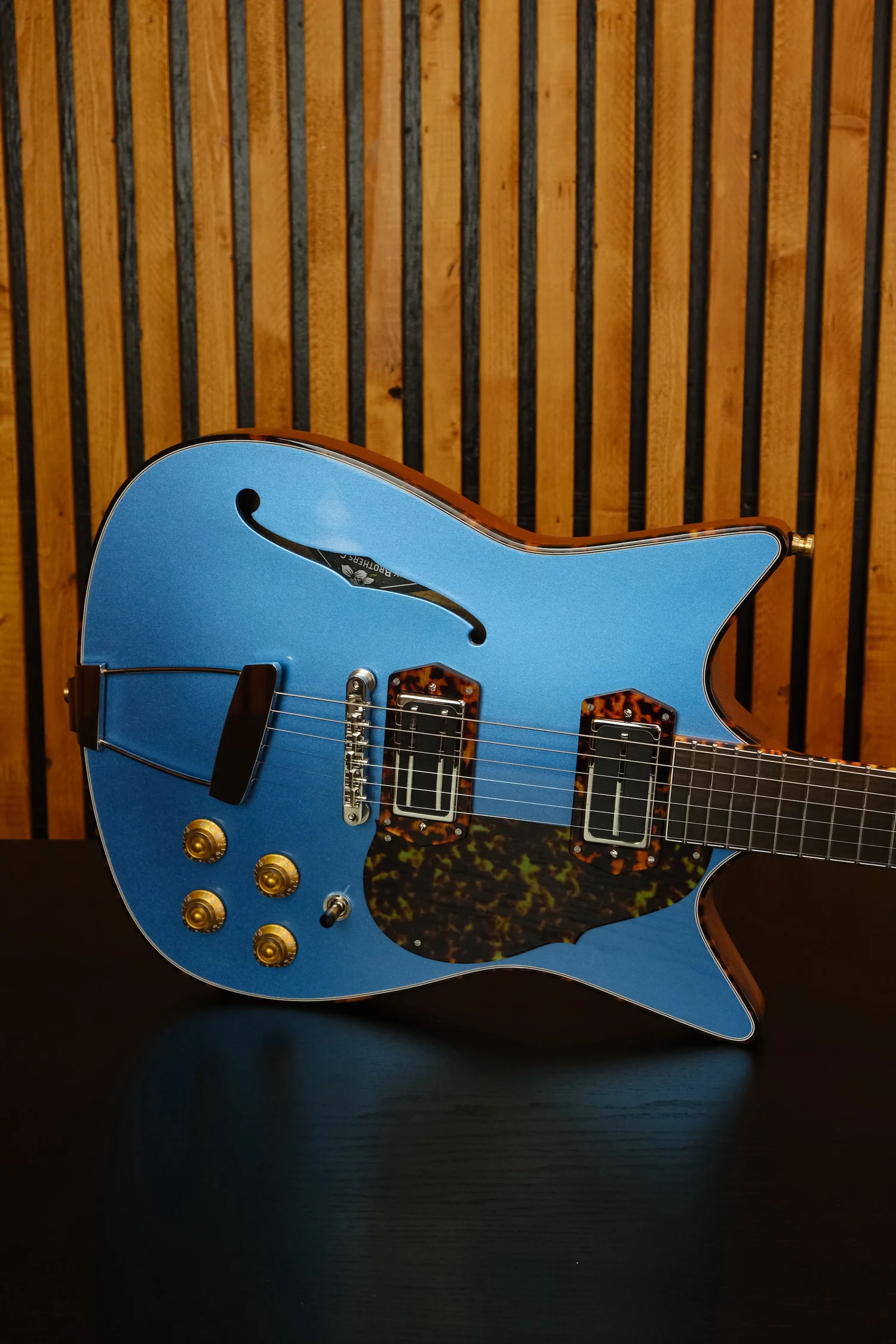 Korina - Arcade Model — Frank Brothers Guitar Company - Boutique guitars