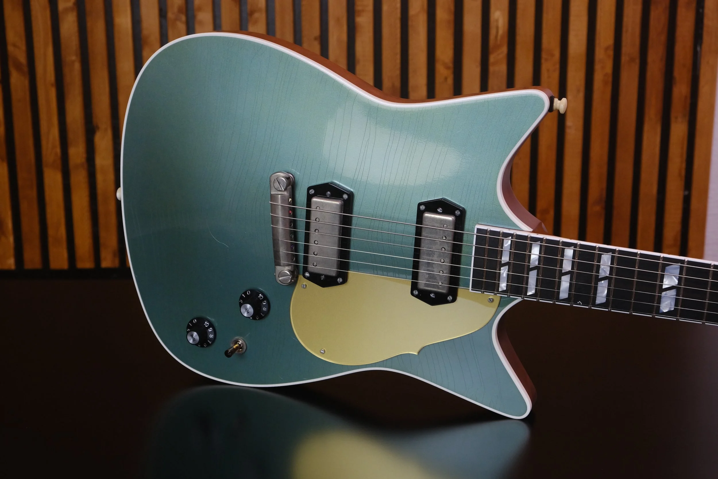 Korina - Arcade Model — Frank Brothers Guitar Company - Boutique guitars
