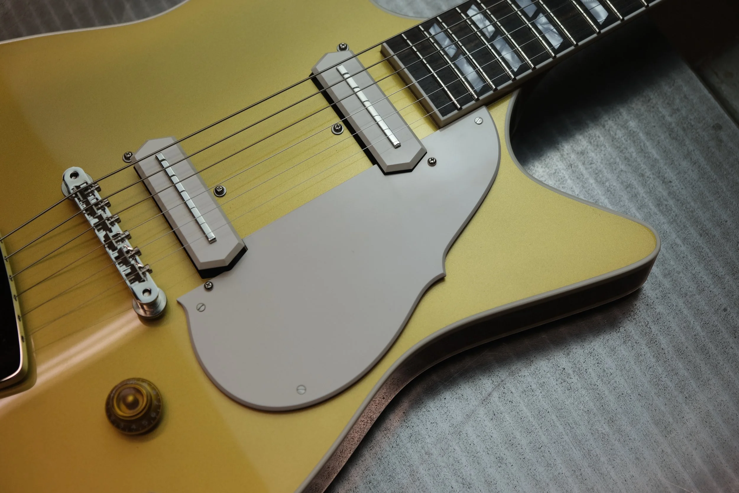 Goldtop - Signature Model — Frank Brothers Guitar Company - Boutique ...