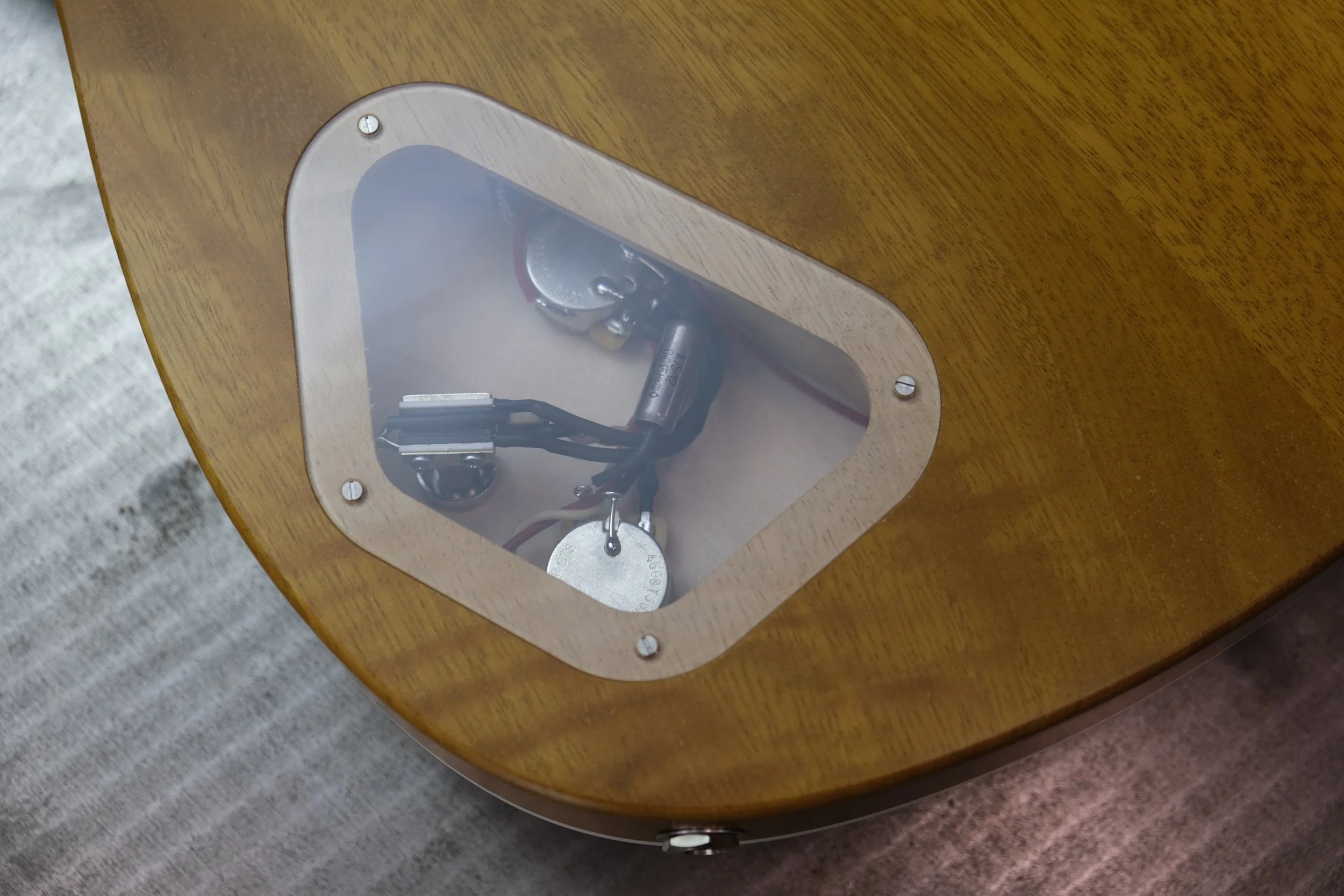 Custom Sunburst - Arcade Model — Frank Brothers Guitar Company ...
