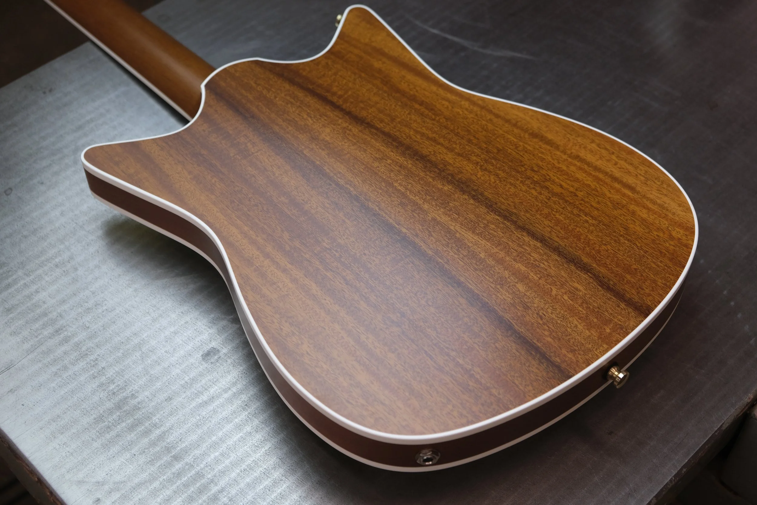 Daphne Blue - Signature Model — Frank Brothers Guitar Company ...