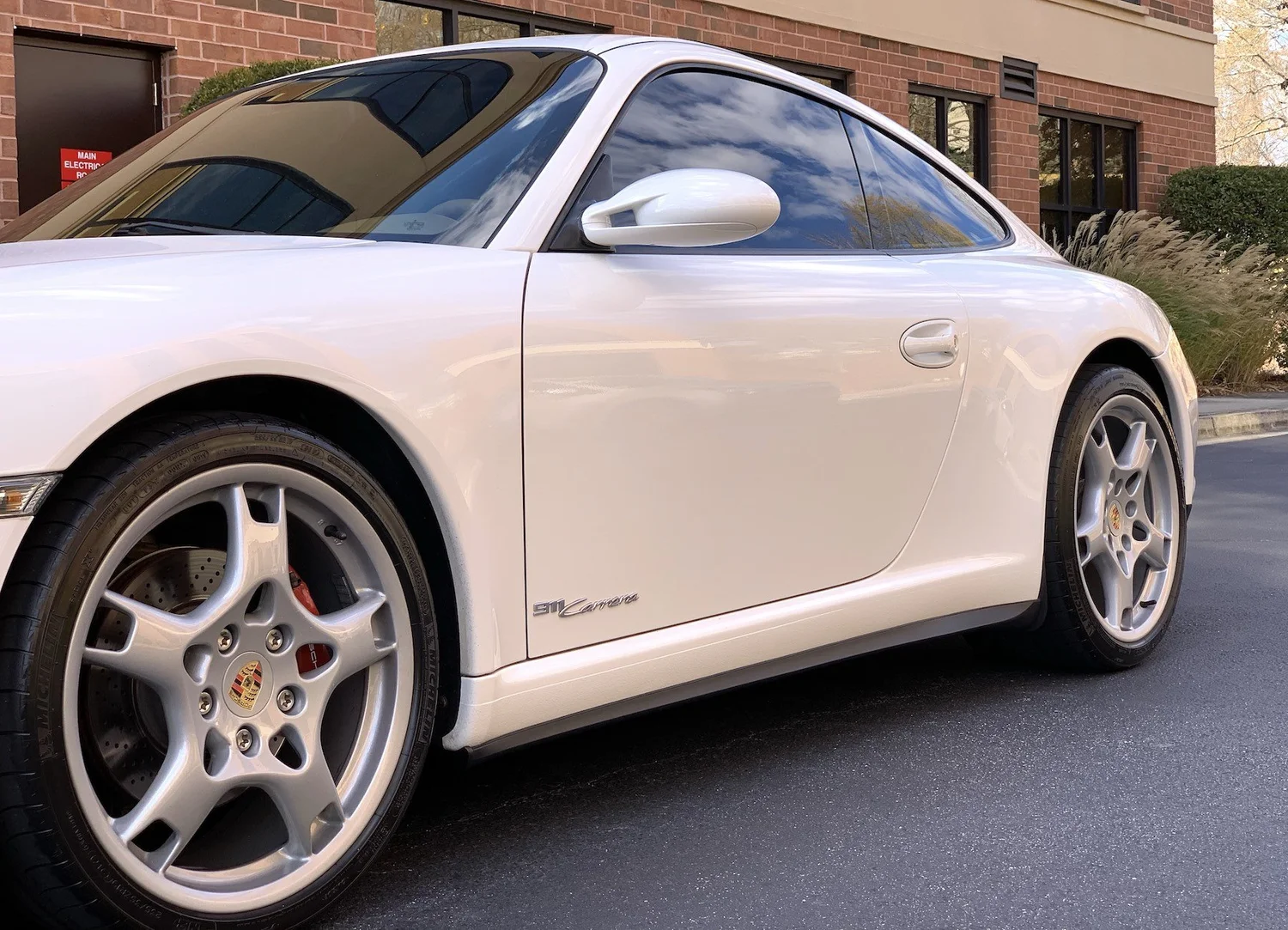 Porsche - Side Skirts — Emc2design