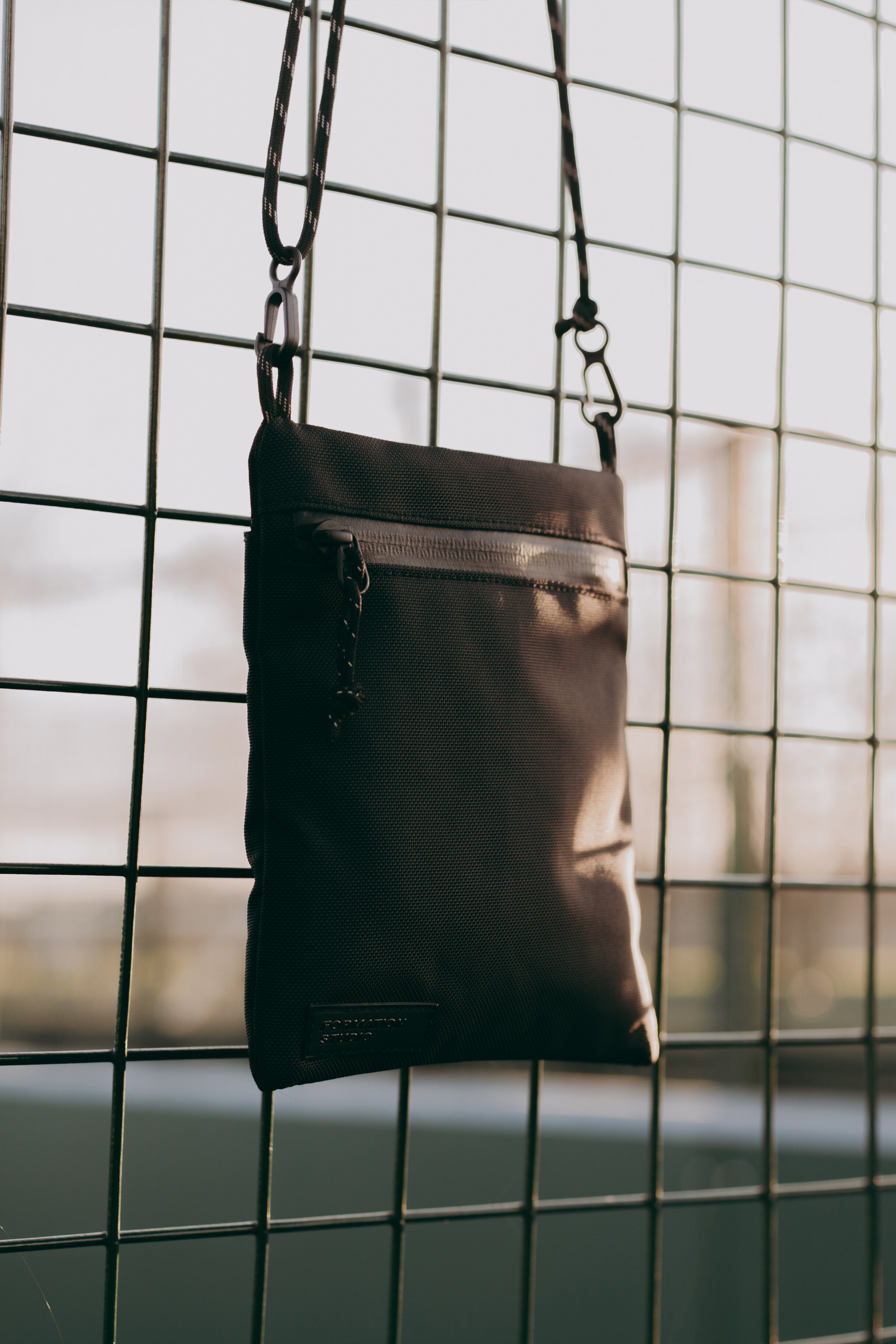 Forum Pouch: Formation Studio