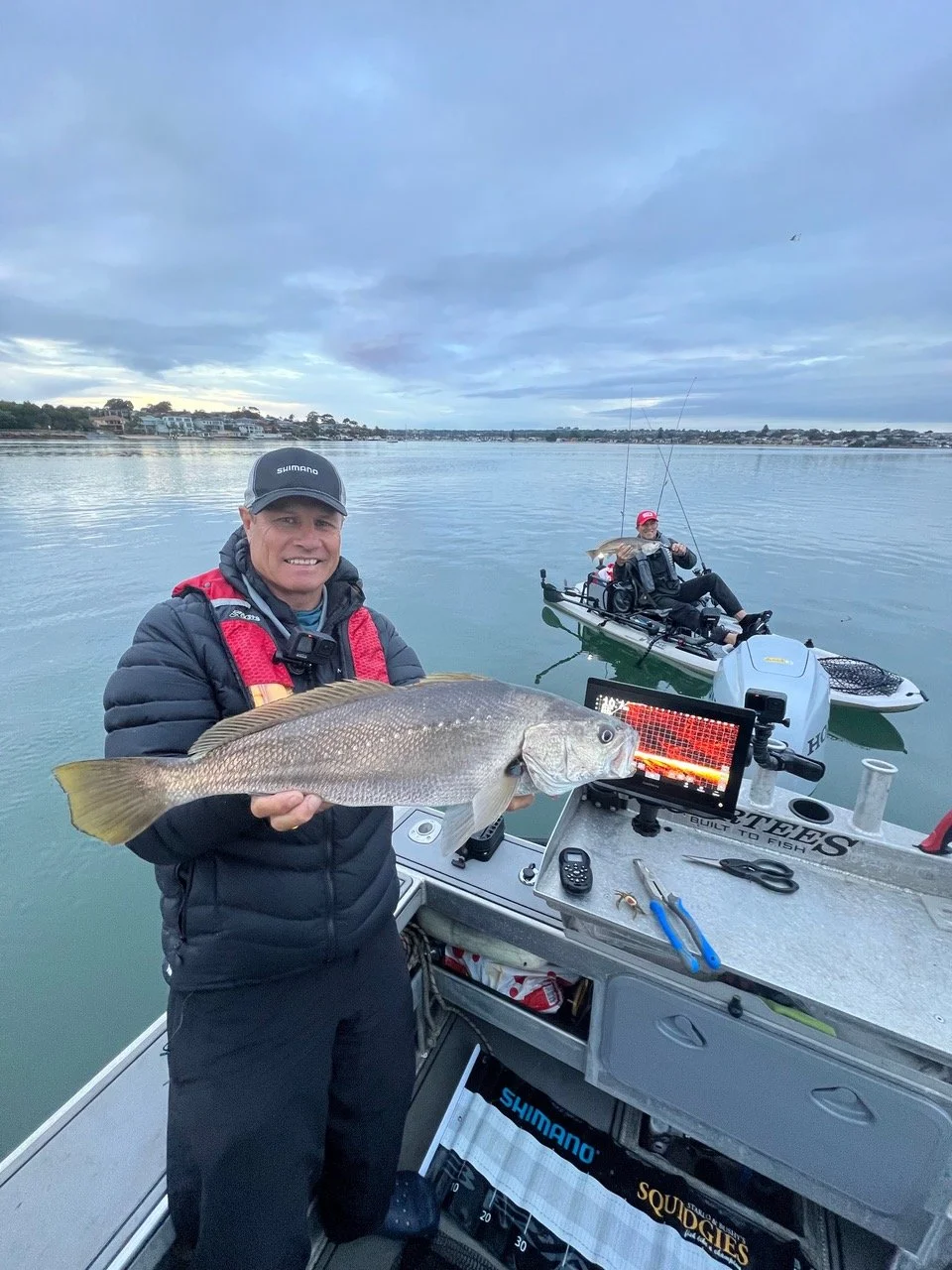 Escape Fishing With ET