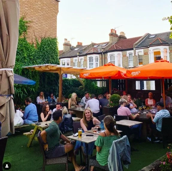 The Mitre: Best Pub in Fulham for Food & Drinks