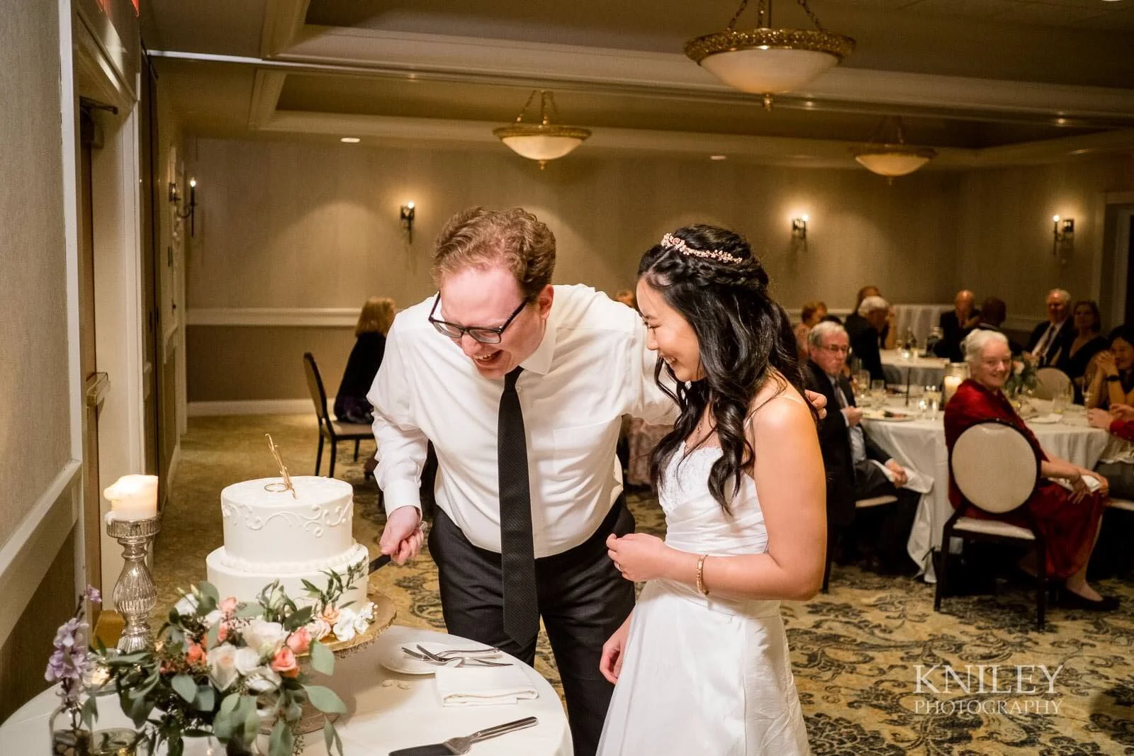 Weddings at the Del Monte Lodge Renaissance Hotel | Kniley Photography