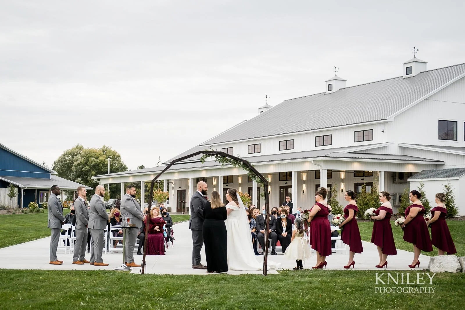 Weddings at Pomona at Blue Barn Cidery | Kniley Photography
