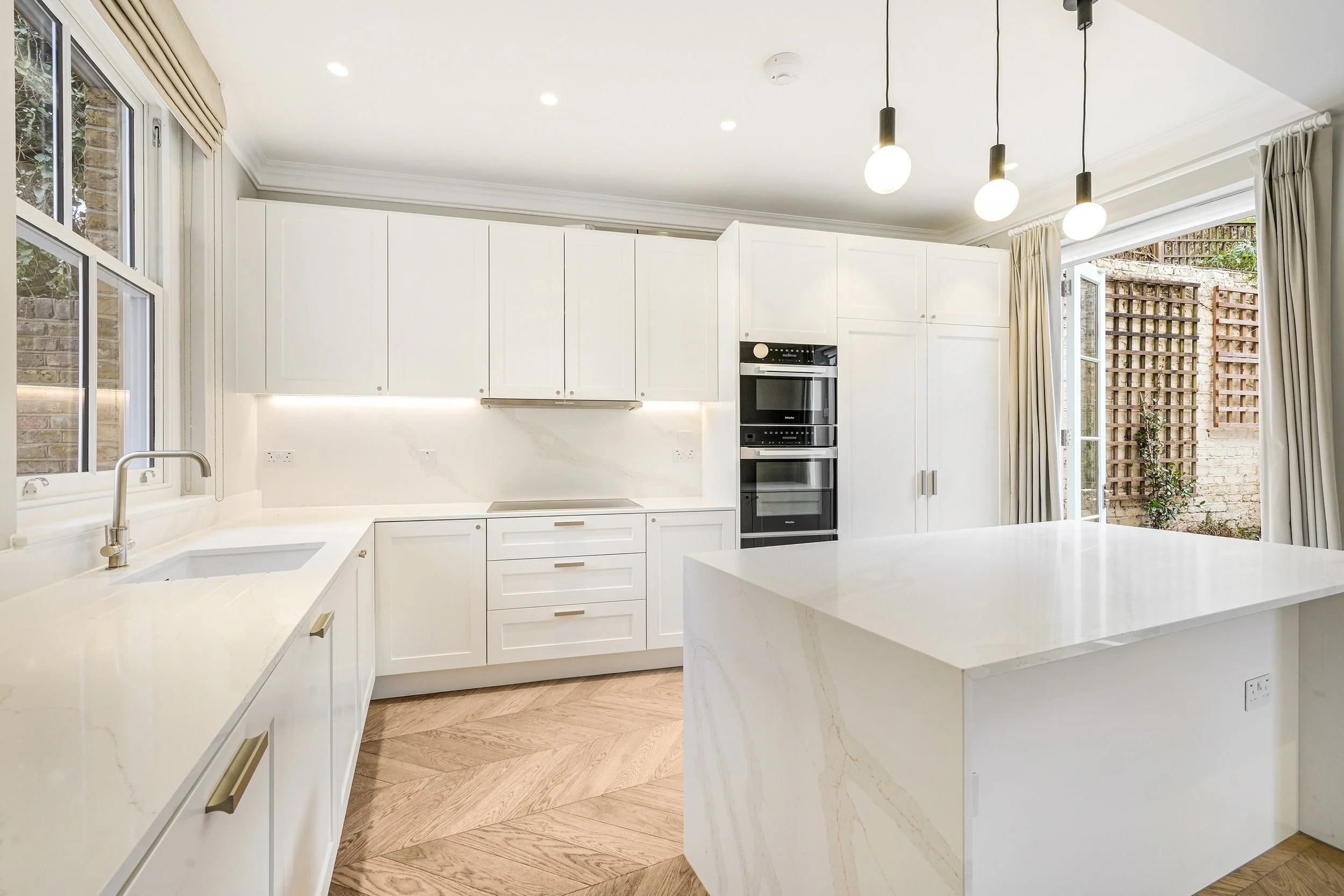 10 Acacia Place NW8 — Eyre Estate