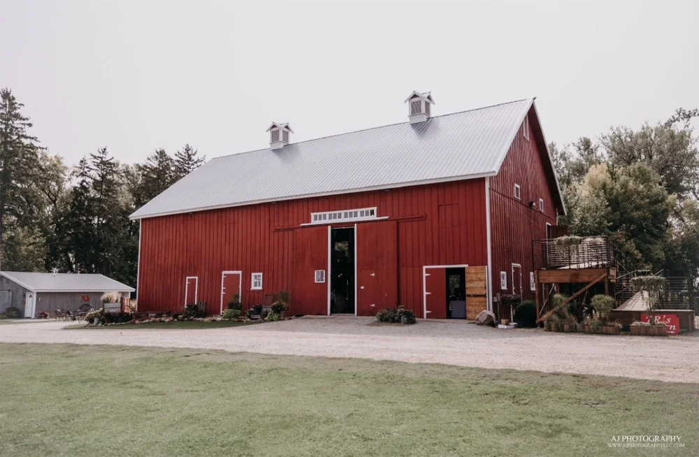 Tours - Visit JR's Barn - JR's Barn